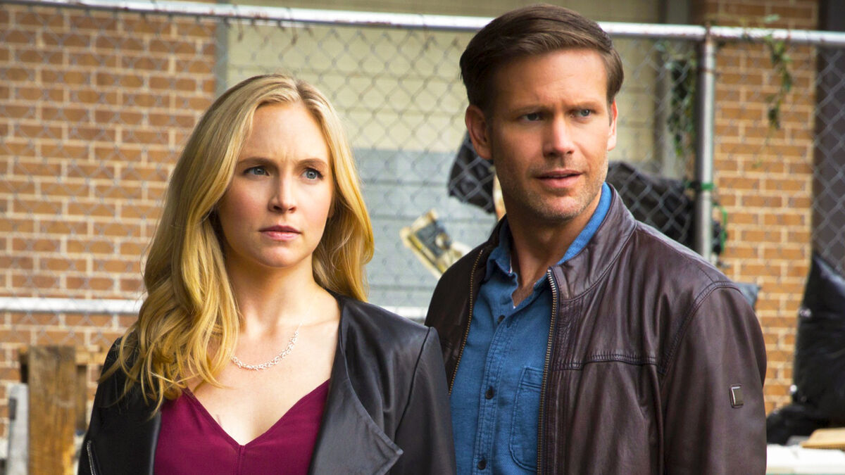 The Vampire Diaries’ Most Unhinged Storyline is This Alaric & Caroline ...