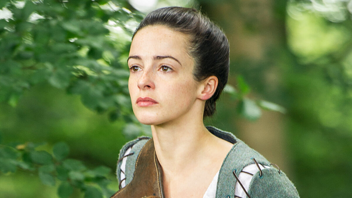 Why Did Laura Donnelly Leave Outlander?