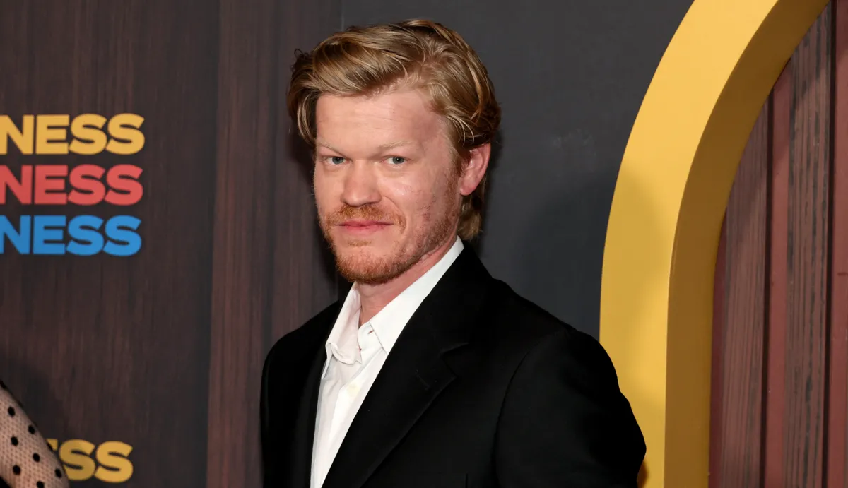 Jesse Plemons Compared Making This Underrated Mystery Horror to ...