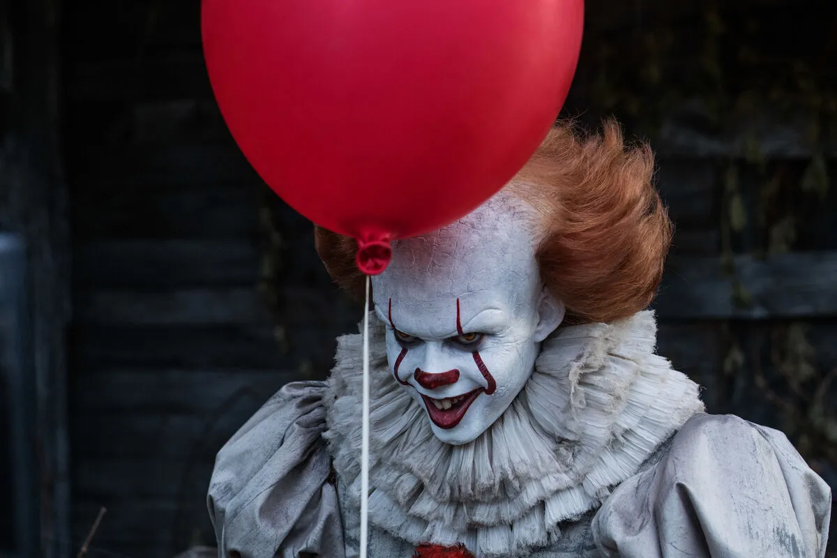 Bill Skarsgård's Pennywise Is Missing From ‘It: Welcome to Derry ...