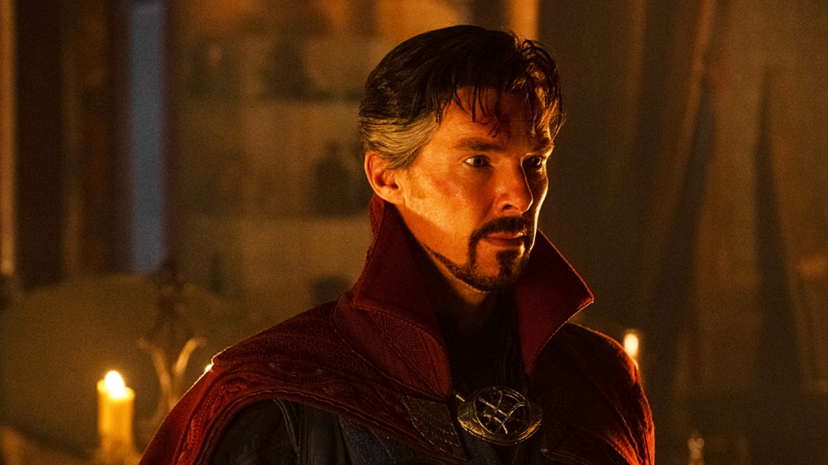 Here's What Elizabeth Olsen Really Thought of Doctor Strange 2 Script ...