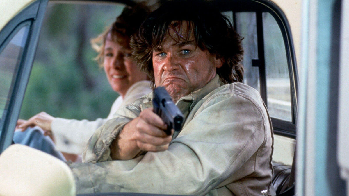 Kurt Russell’s Adrenaline-Fueled 90s Thriller Is a Must-Watch for Gone Girl Fans - Startefacts.com