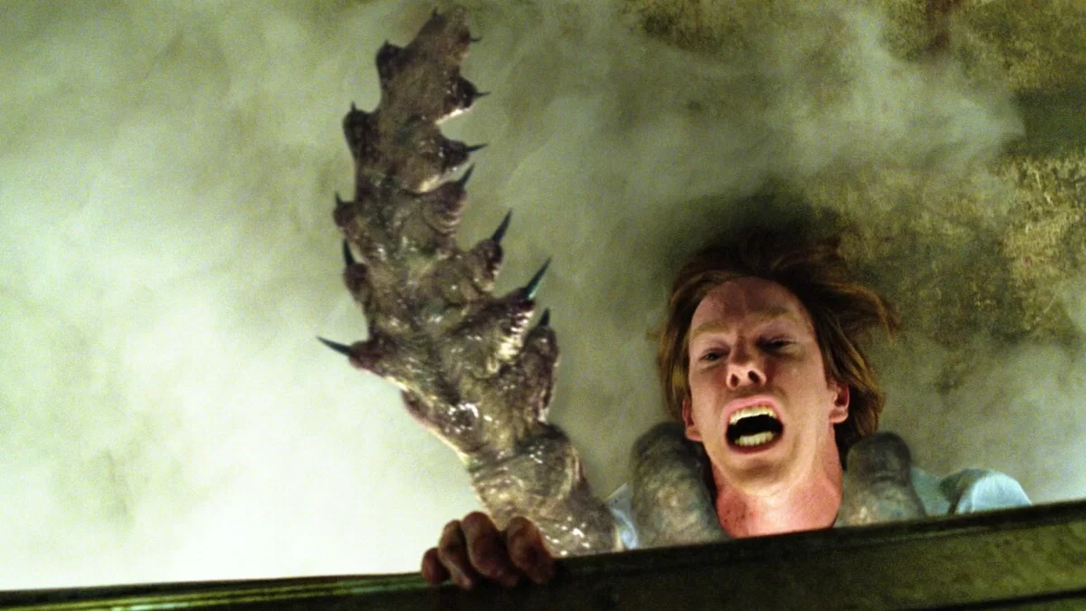 15 Best Horror Movies With Twist Endings You Can Actually Lose Sleep ...