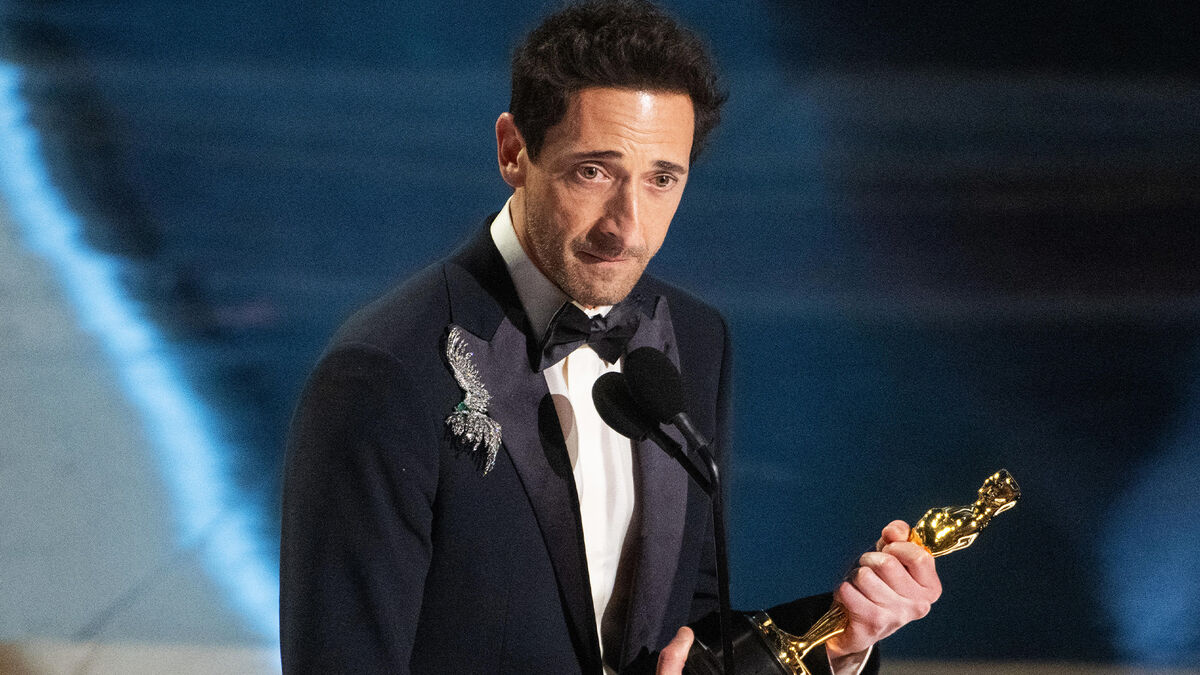 New Oscars Record for Adrien Brody Causes a Meme Wave