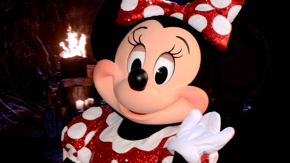 From Bows to Blood: Minnie Mouse Becomes Horror’s New Icon in Midnight ...