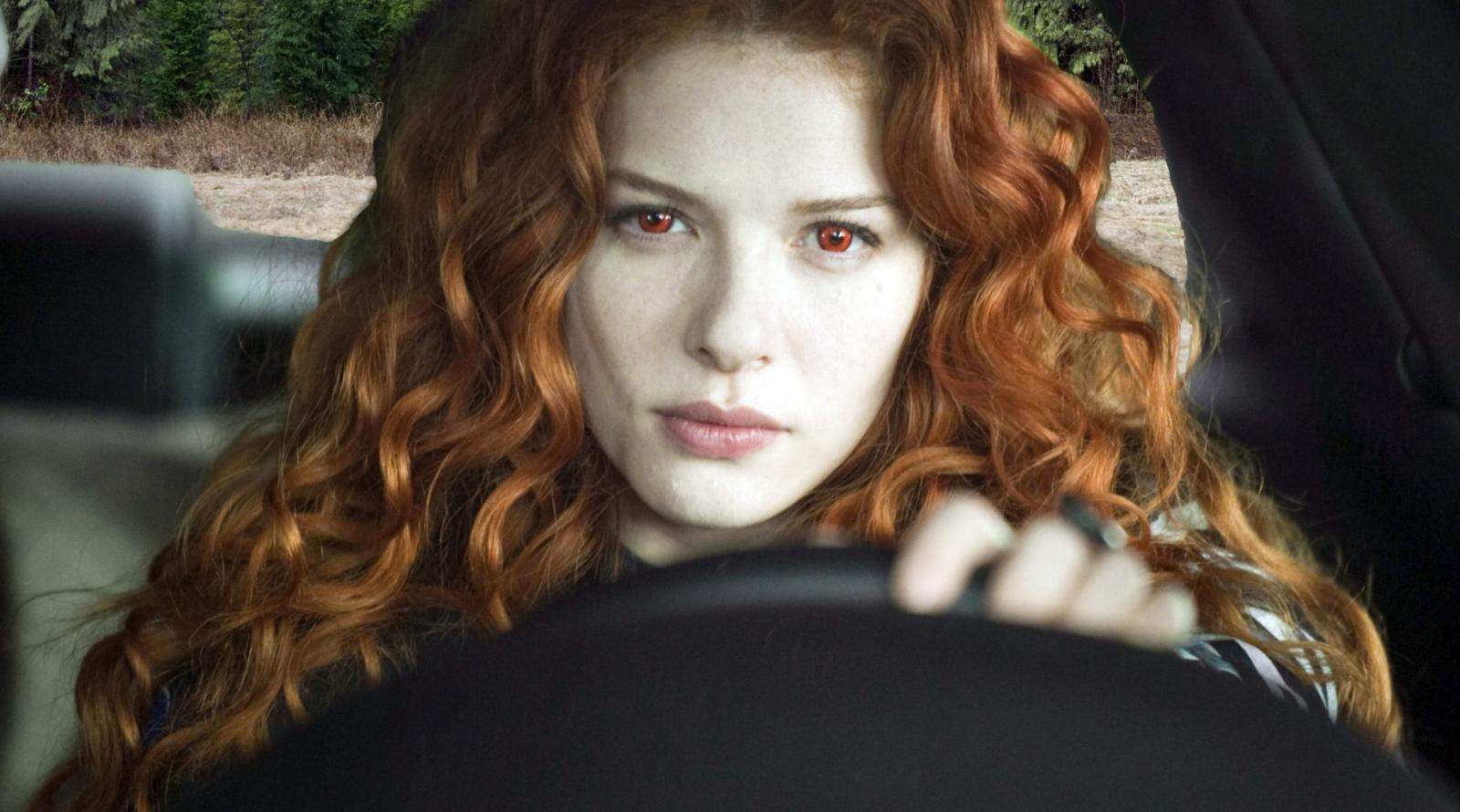 6 Major Twilight Saga Villains, Ranked from Pass to Smash