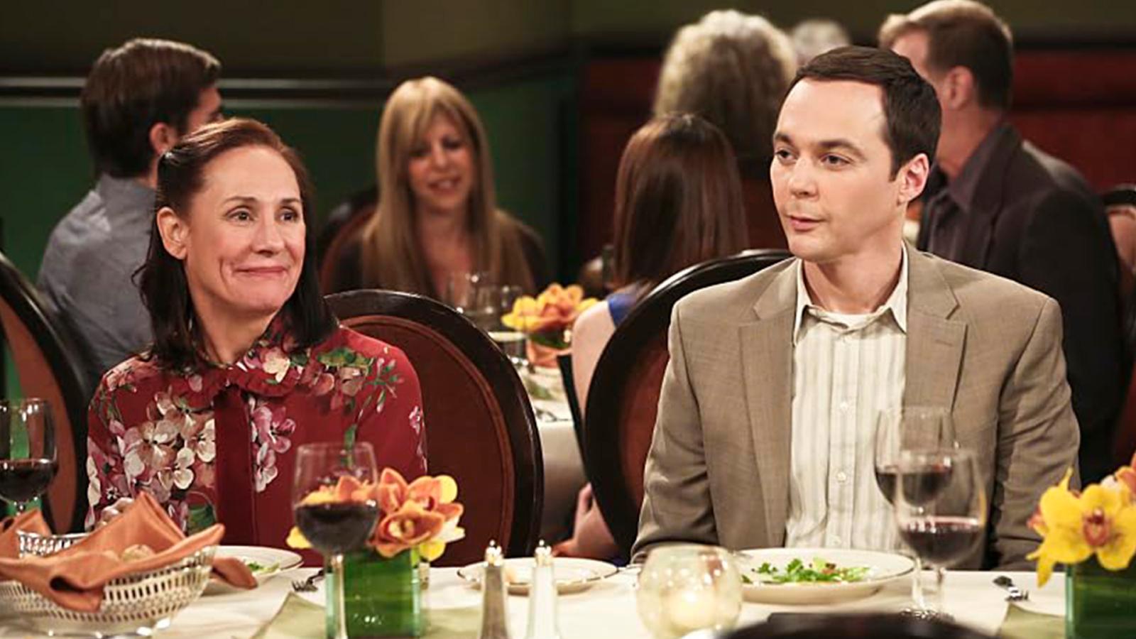 Young Sheldon's Zoe Perry Got The Best Tip Ever From Her Mother Before ...