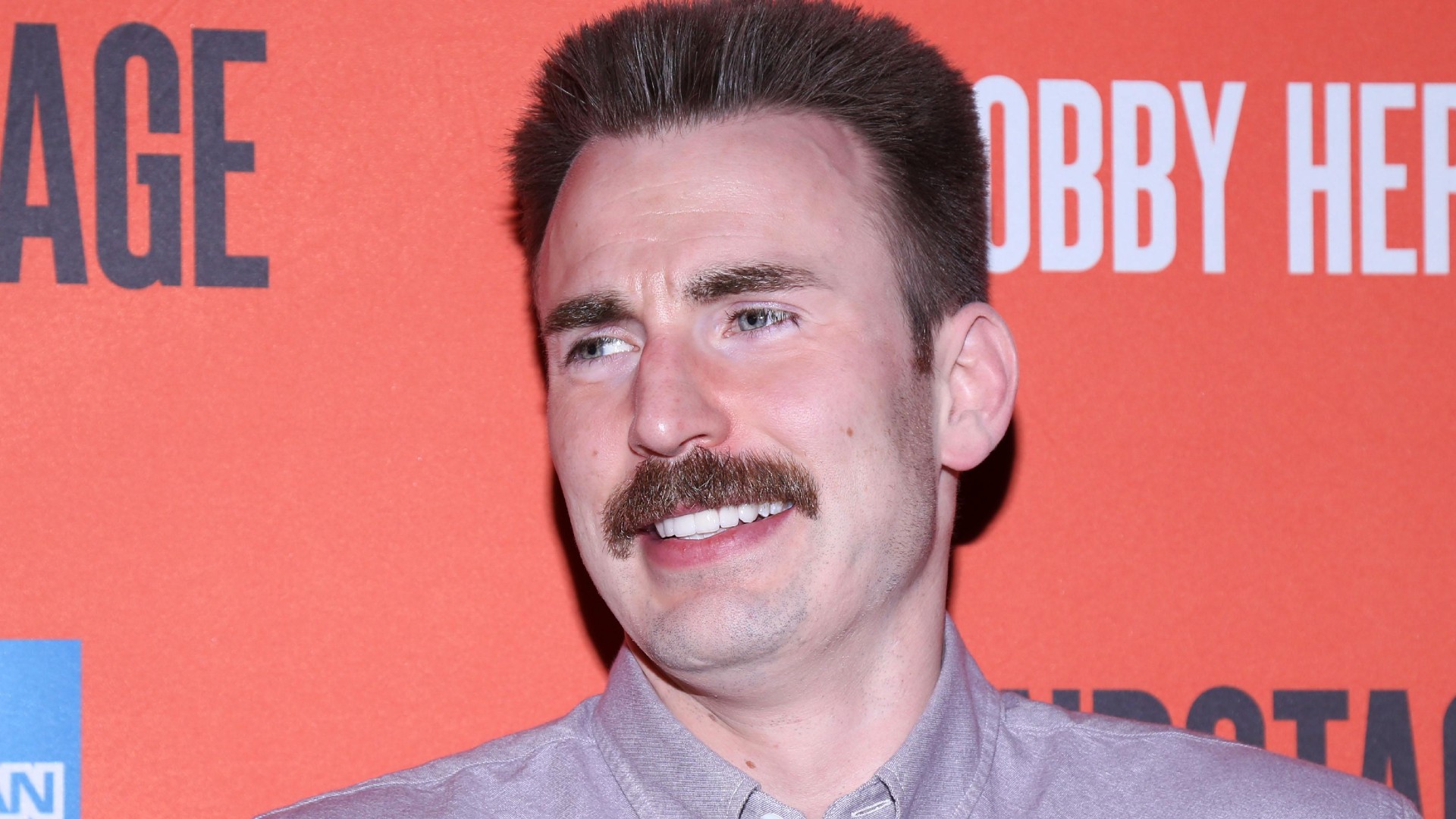 ‘The Gray Man’ First Pics: Chris Evans' Mustached Look Seems to Grow On ...