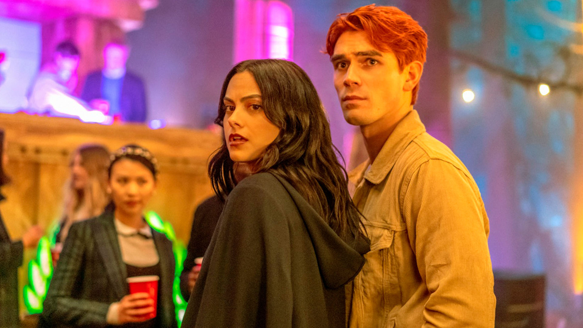 Riverdale Shocks Fans With Long Awaited New Romance In Yet Another ...