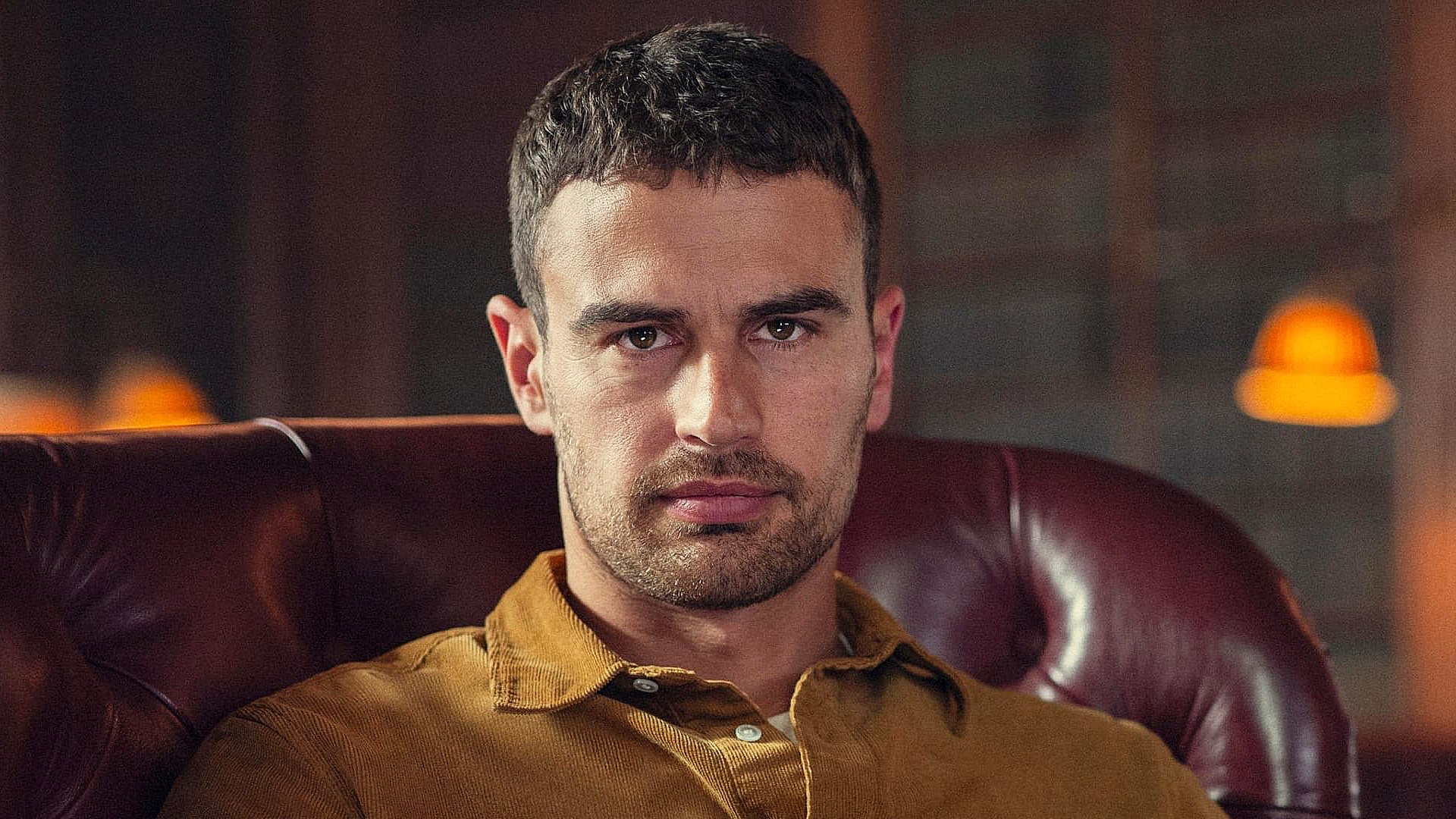 Theo James' Favorite Line in The Gentlemen Isn't Even His Own ...