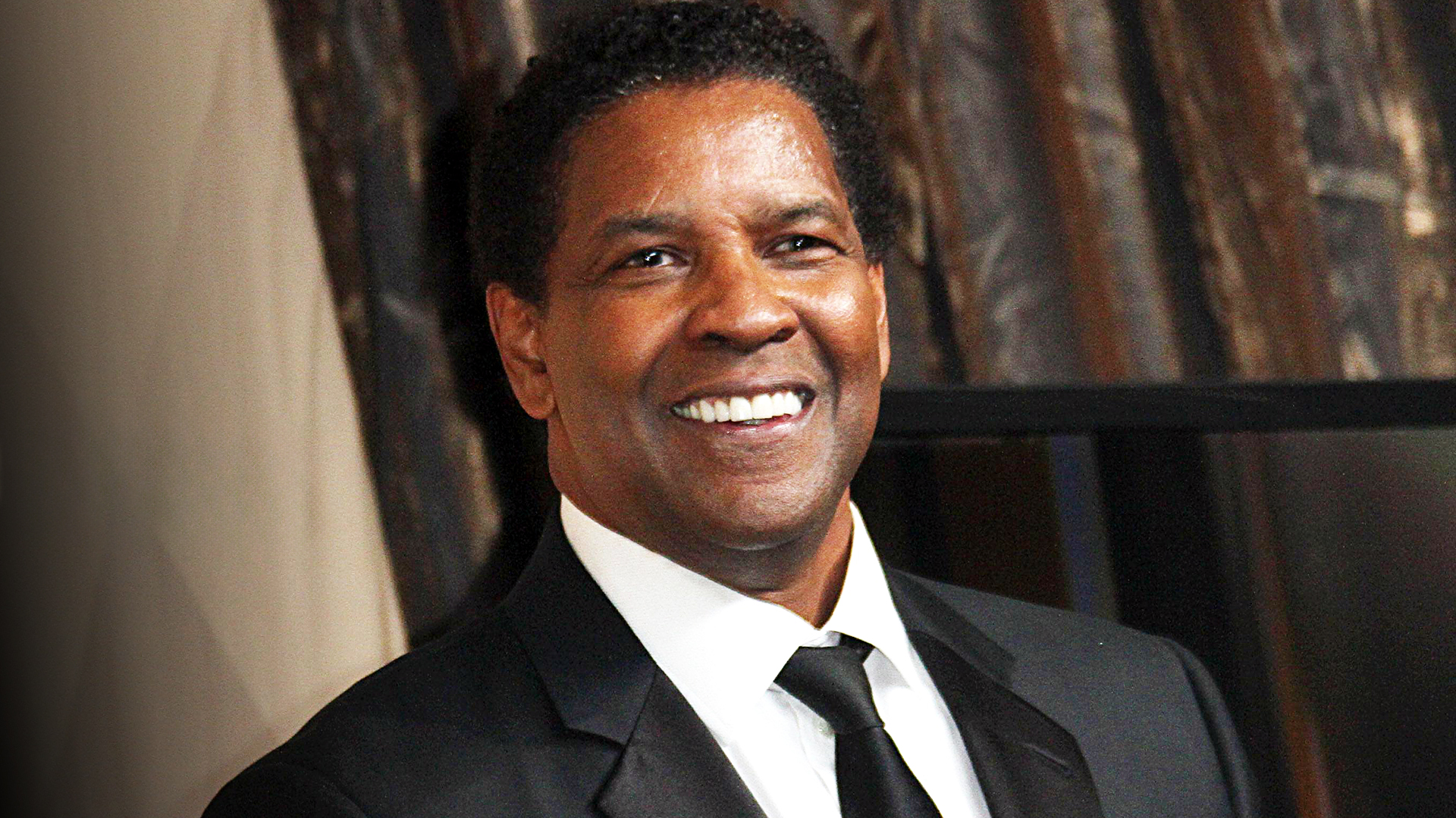 10 Years Later, Denzel Washington’s First Action Thriller Lands on ...