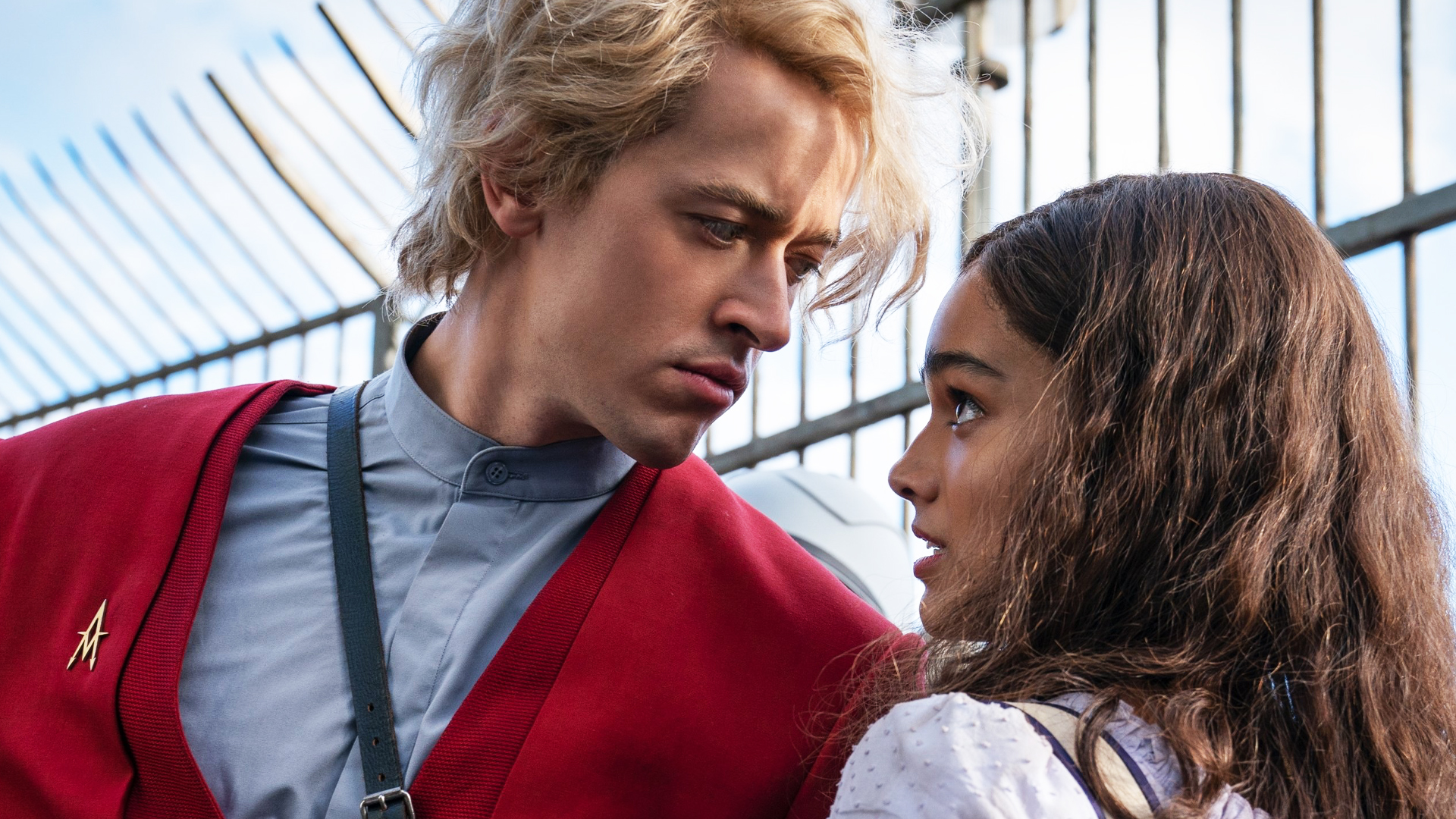 Is Lenore Dove Lucy Gray Baird’s Daughter? Hunger Games Prequel Theory Explained - Startefacts.com