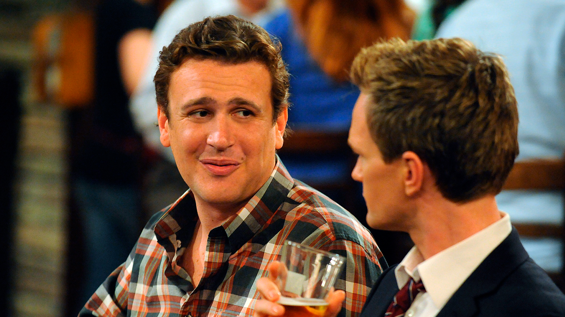 How The Power Of On-Screen Romance Forced HIMYM's Jason Segel Quit Smoking For A Year ...
