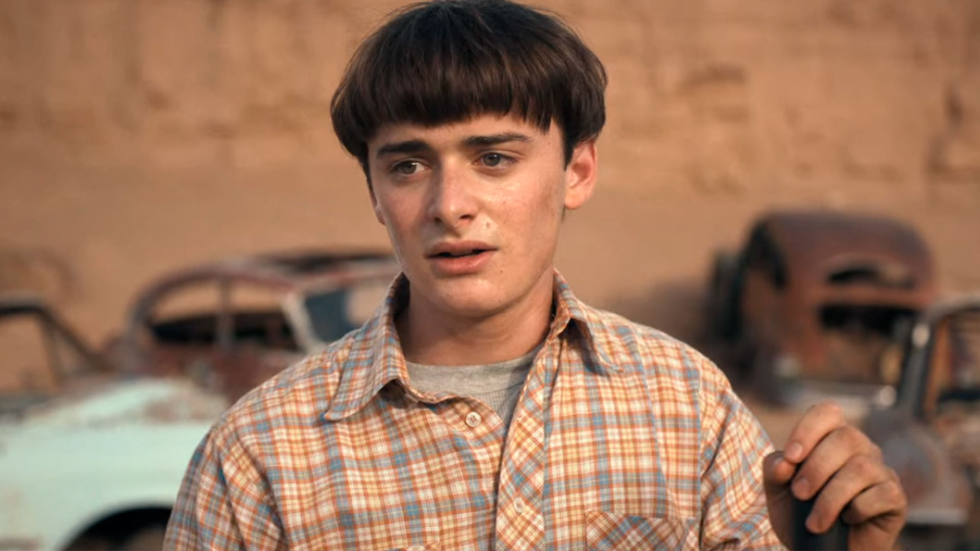 Noah Schnapp Hates Will's Ugly Hairstyle Just As Much As We Do