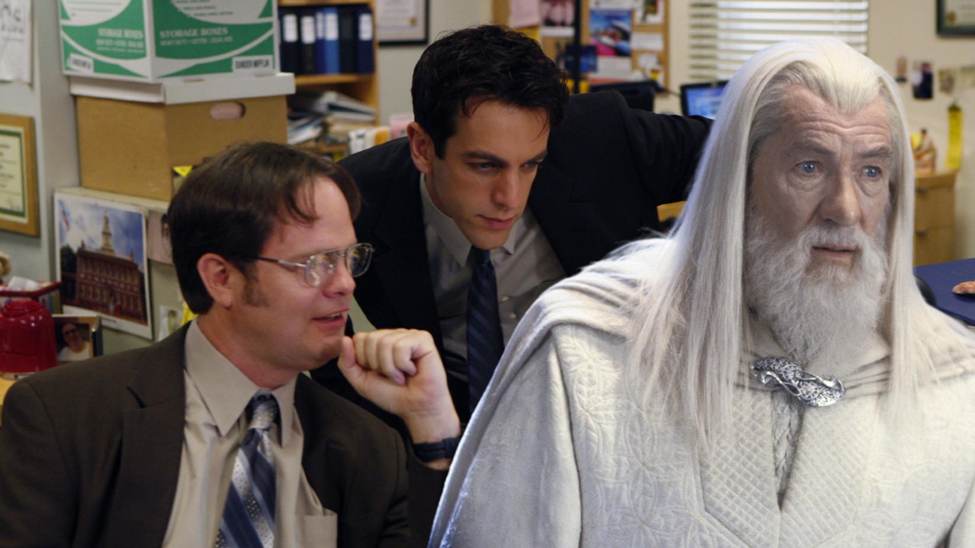 The Office Meme Perfectly Sums Up LOTR In a Nutshell - Startefacts.com