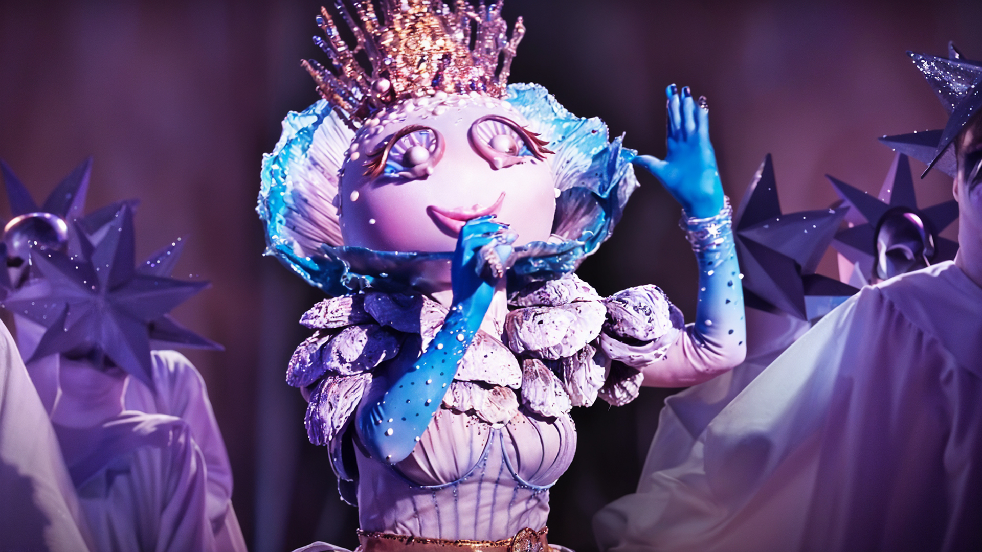 Who Was Behind the Pearl Mask on The Masked Singer S13, Explained ...