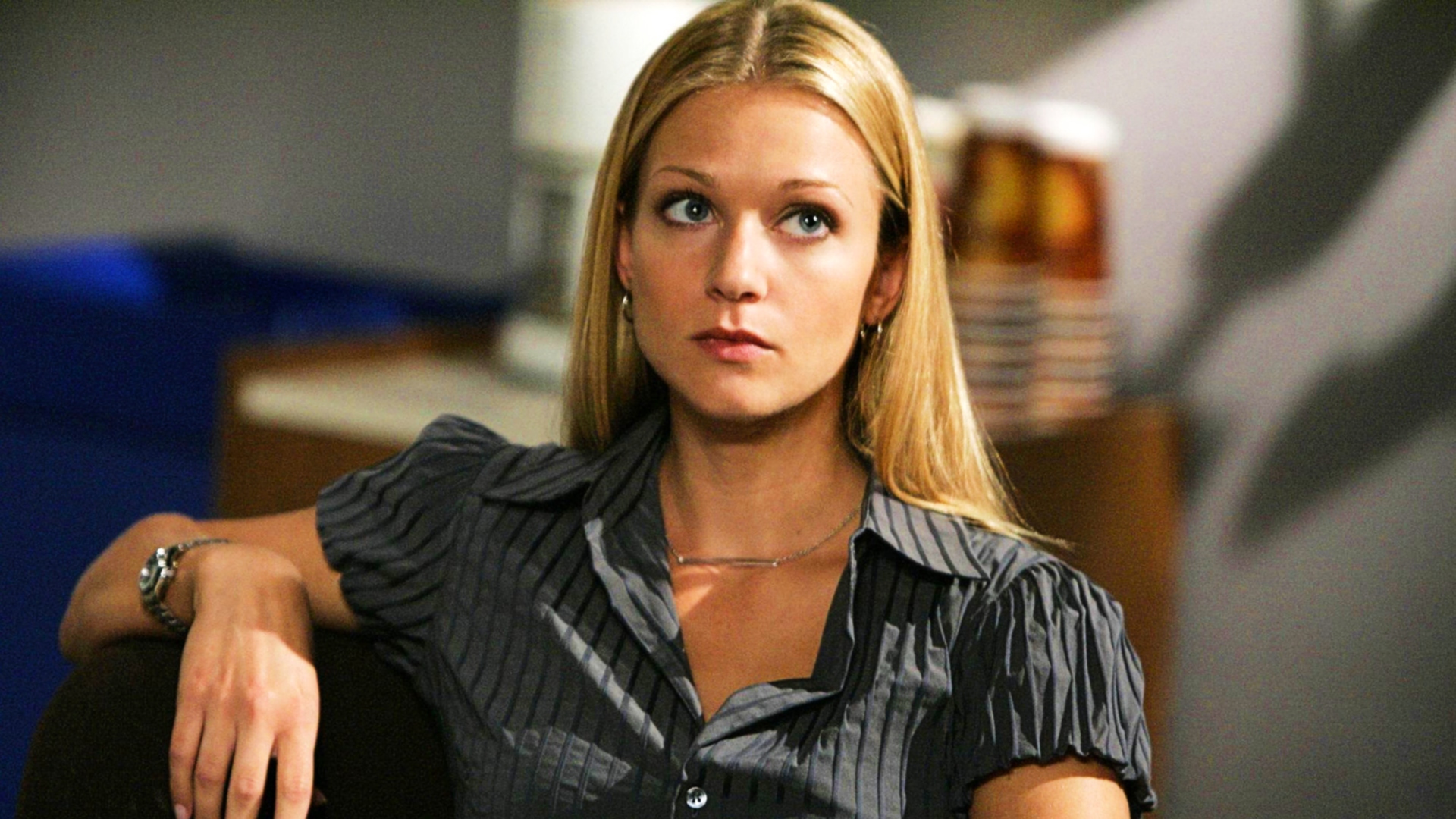 The Reason For That Ugly AJ Cook Exit From Criminal Minds? Studio's ...