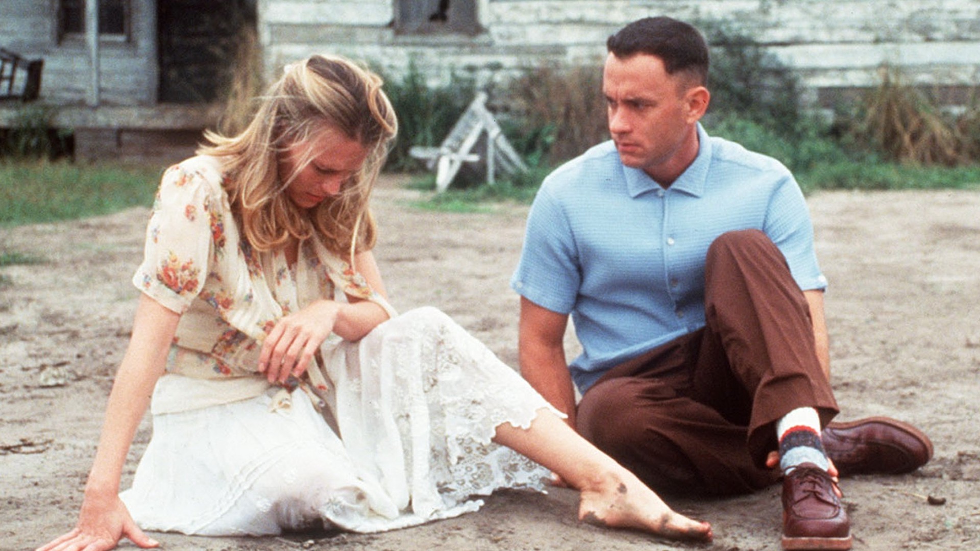 Tom Hanks Paid For Iconic Forrest Gump Scene Himself to Ensure It ...