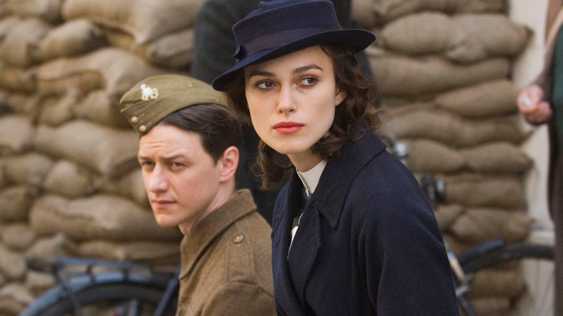 8 Romantic Movie Scenes That Will Up Your Standards Immediately